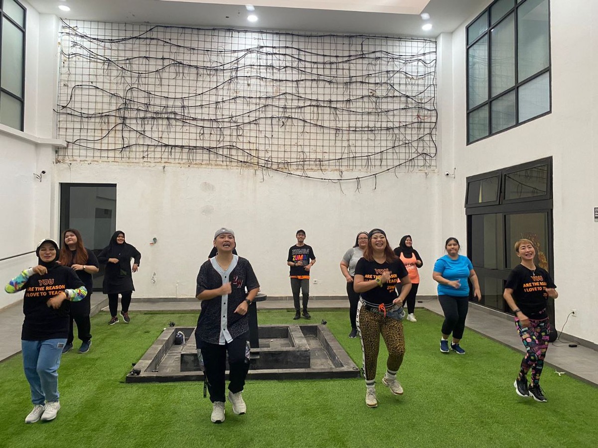 Zumba® Gold: Revolusi Kebugaran untuk Lansia Aktif dan Individu ...