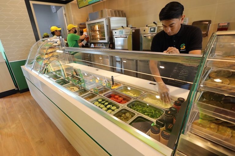 Subway Secara Resmi Membuka Restoran Ke-80 dan Pertama di Semarang ...