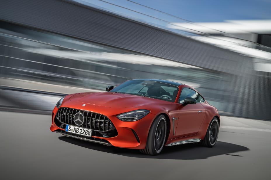 Mercedes Hadirkan Teknologi Listrik dalam Seri AMG GT Teranyar - Male ...