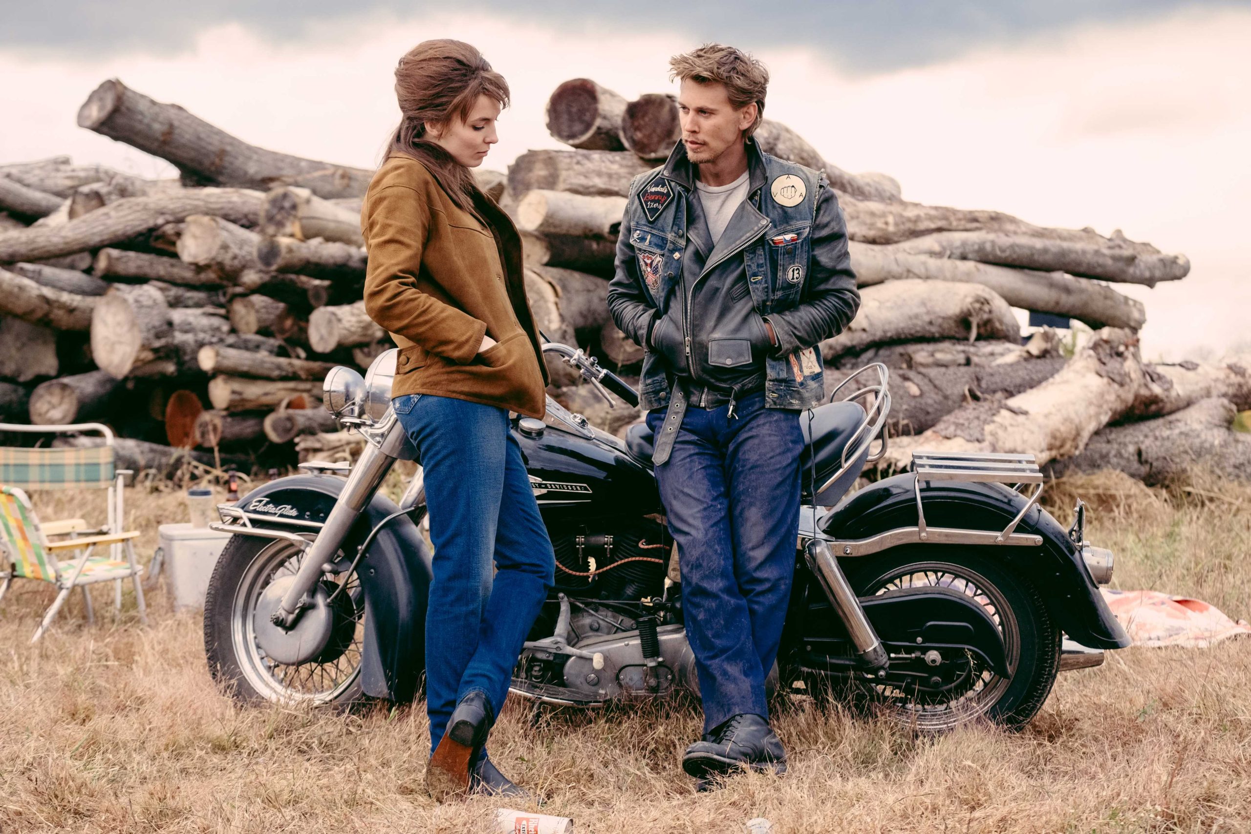 Review Film: The Bikeriders, Romansa dan Konflik Geng Motor Amerika ...