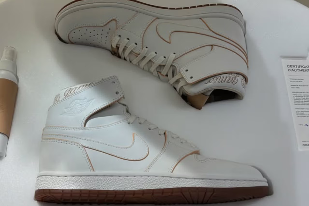 Paris Saint-Germain x Air Jordan 1 Wings, Elegan dan Mewah - Male Inspire