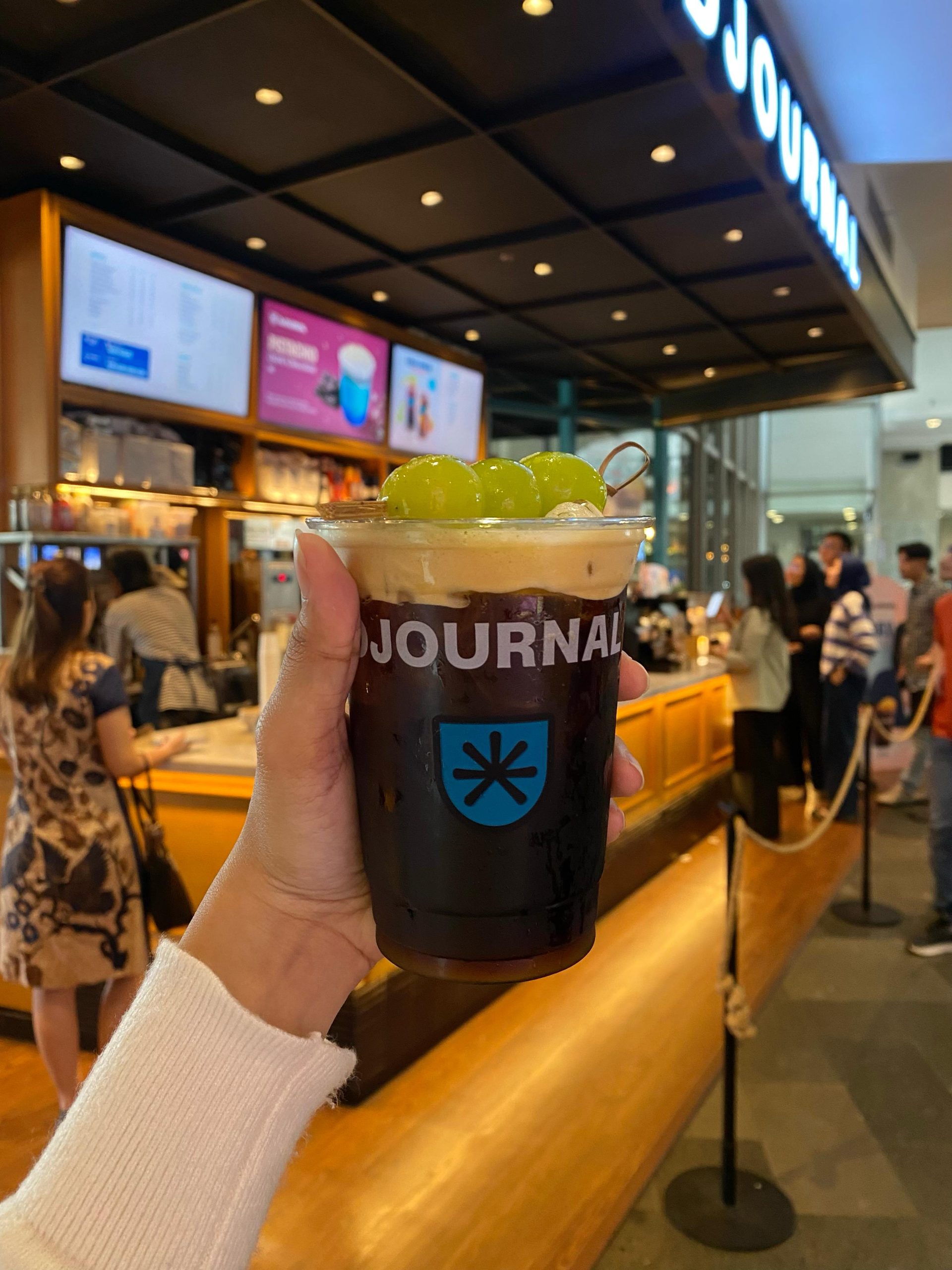 Sajian Kopi Baru Djournal, Muscat Grape dan Peach Cold Brew - Male Inspire