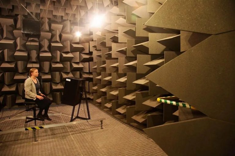 Inilah Tempat Paling Sunyi di Dunia, Ruangan Anechoic Chamber di AS ...